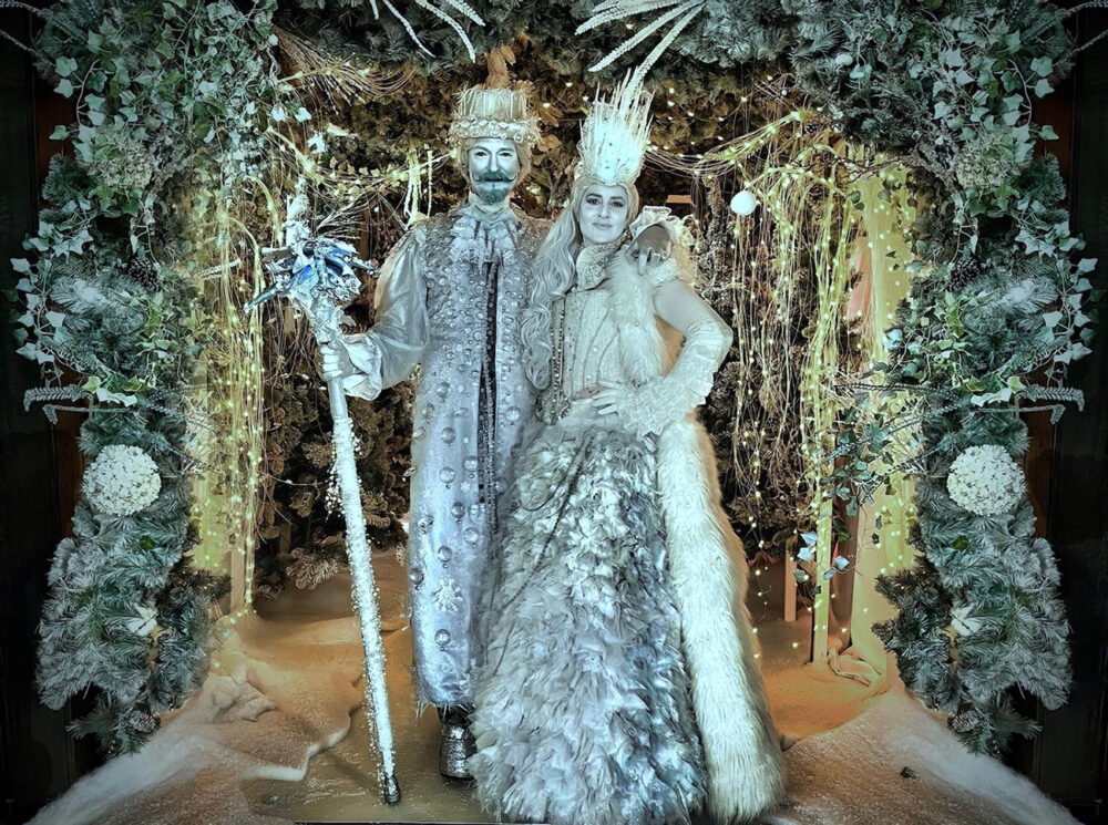 Ice Queen - Cirque Pyromantic